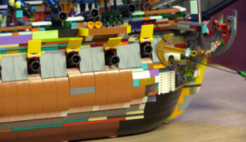 BlueBrixx XXL Piratenschiff: Prototyp der Queen Anne's Revenge vorgestellt